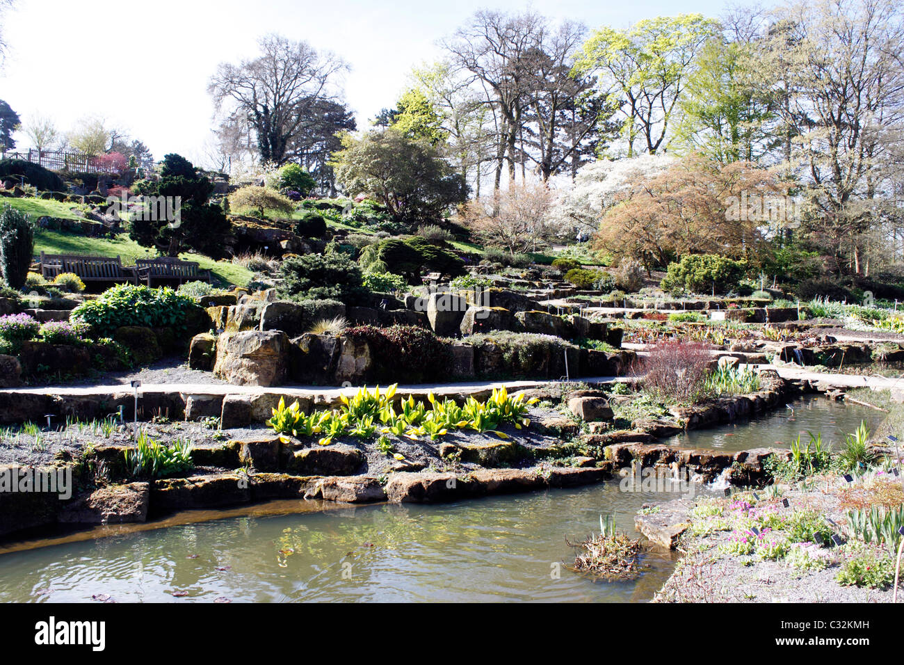 Formal garden gardens terrace terraced hi-res stock photography and ...