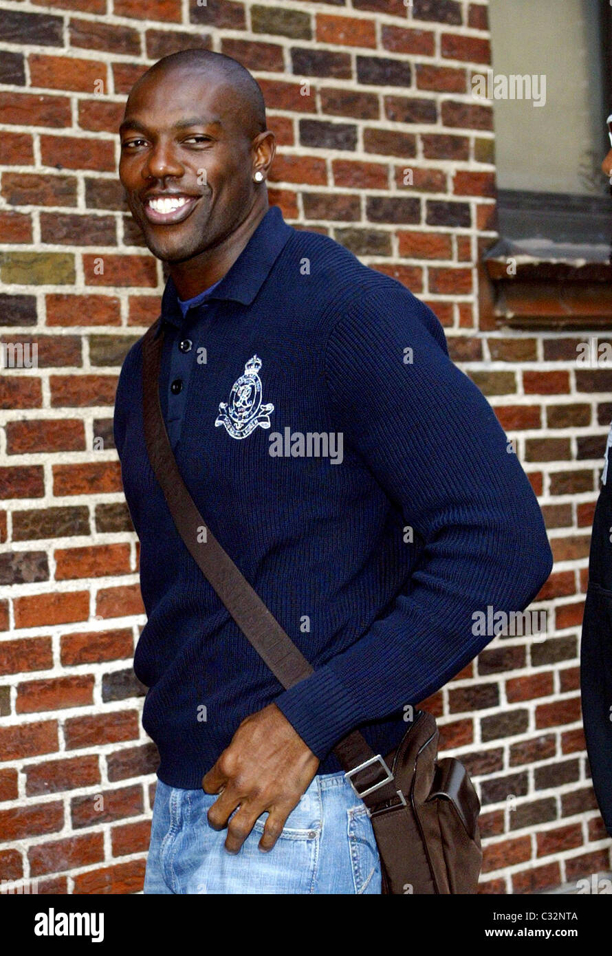 Terrell Owens outside the Ed Sullivan Theatre for the 'Late Show With ...
