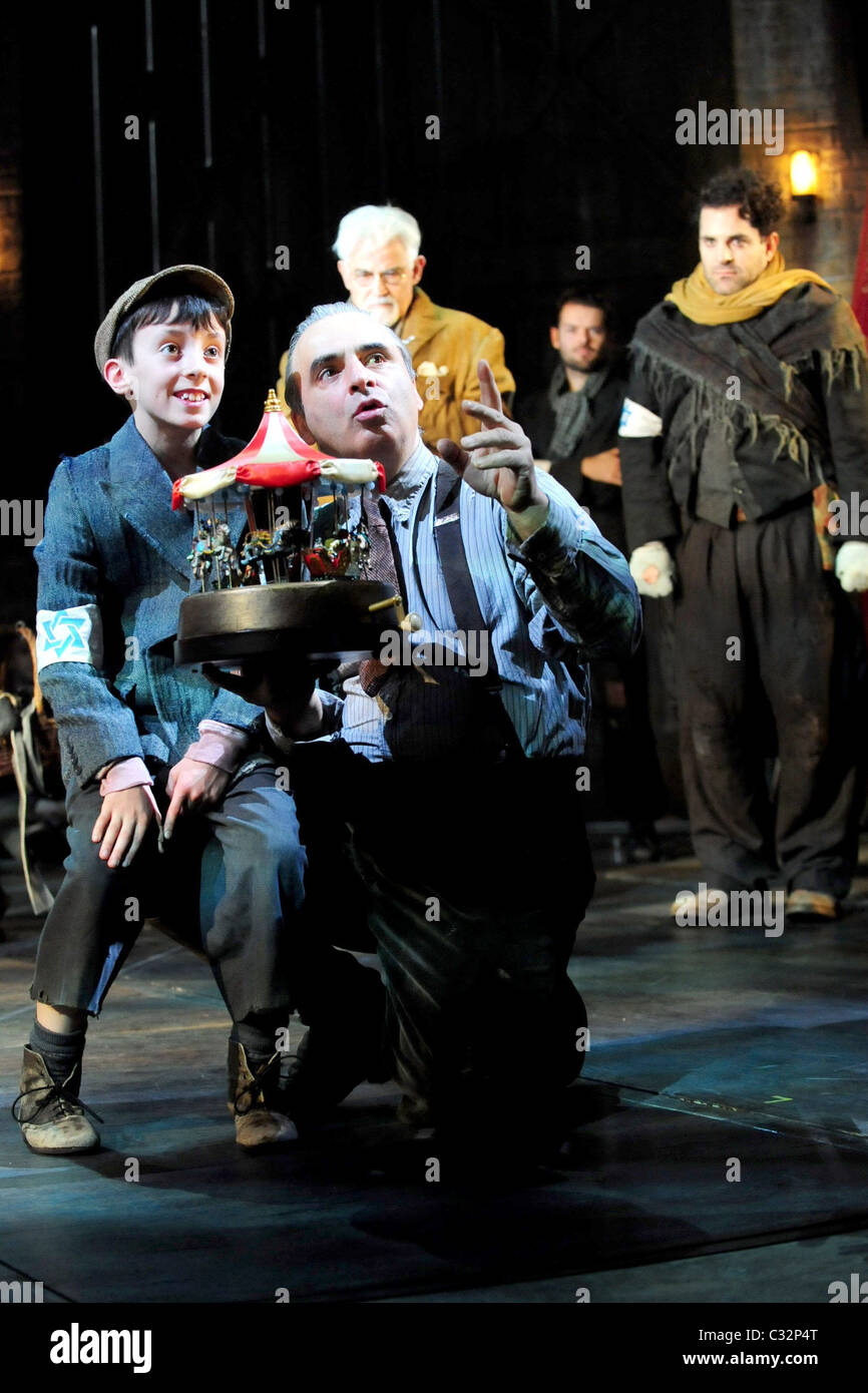 Cast performs 'Imagine This' at the New London Theatre - Photocall ...