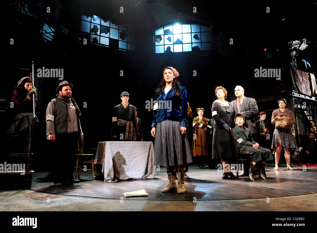 Imagine this cast hi-res stock photography and images - Alamy