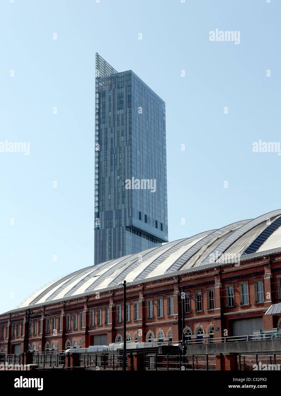Hilton tower hi-res stock photography and images - Alamy