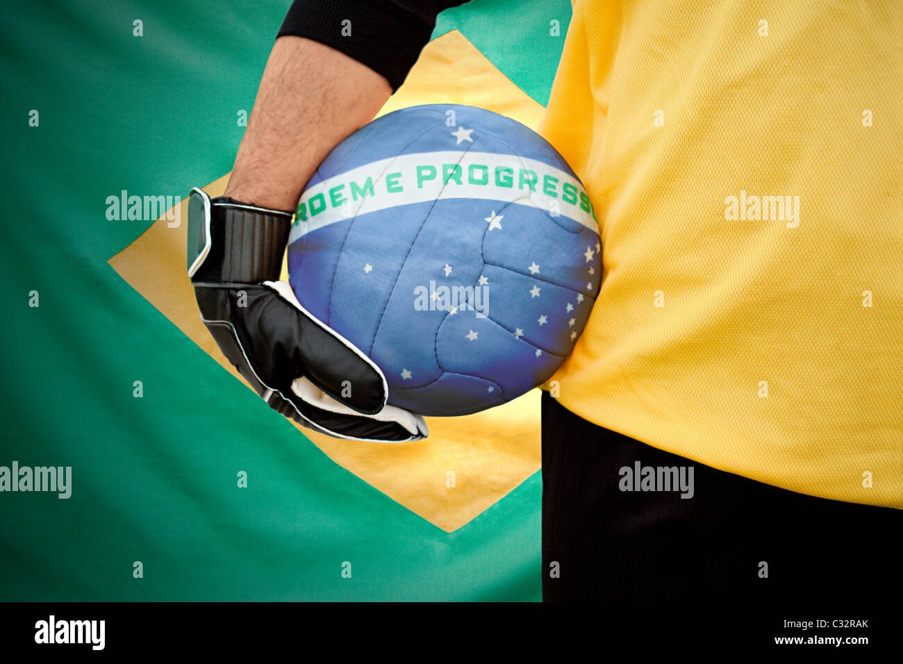 Brazilian football team goalkeeper hi-res stock photography and images ...
