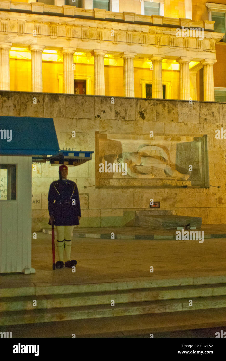 Athens (/ˈæθɨnz/;[2] Modern Greek: Αθήνα, Athína, IPA: [aˈθina ...