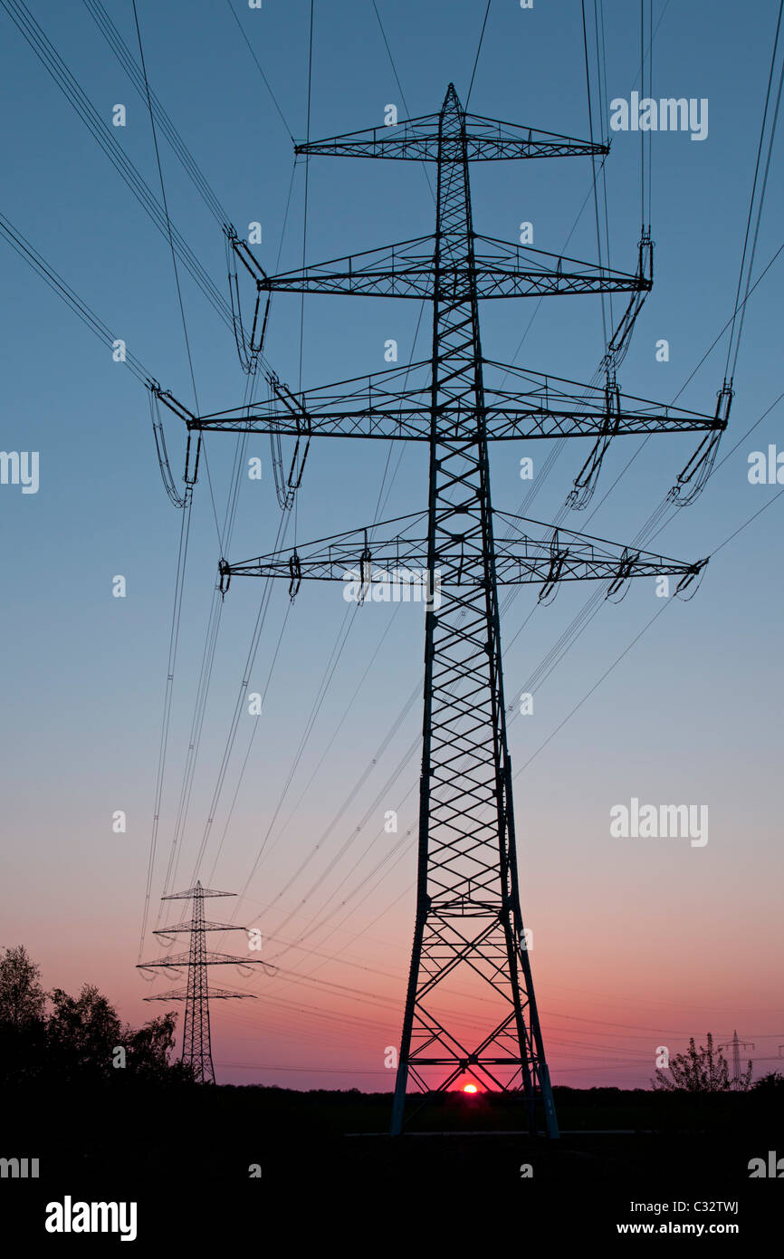 Sunset pylon hi-res stock photography and images - Alamy