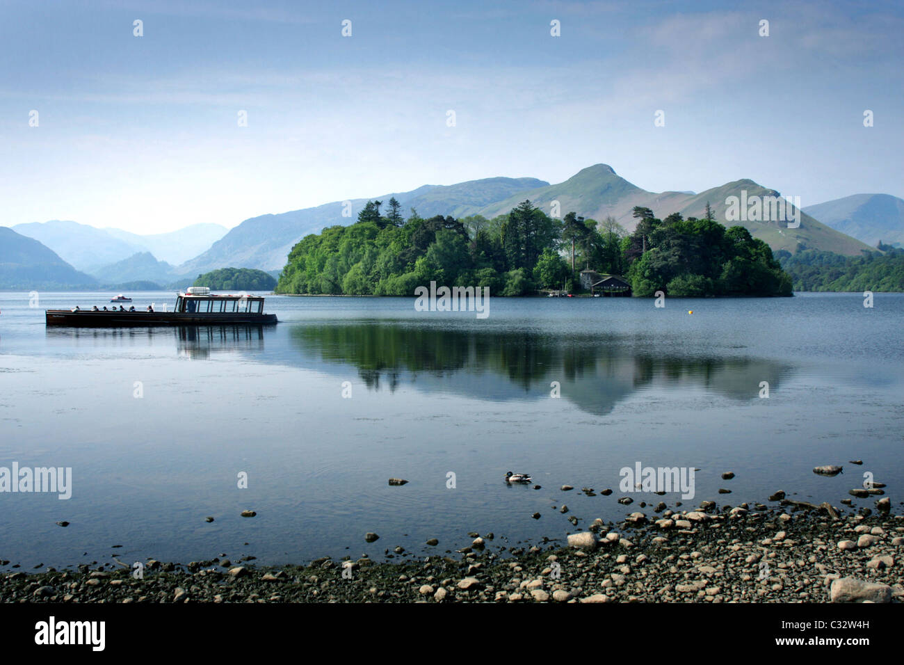 Derwentwater boat hi-res stock photography and images - Alamy