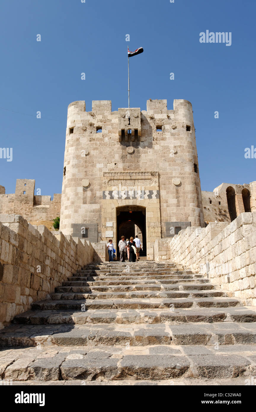 Medieval military monuments hi-res stock photography and images - Alamy
