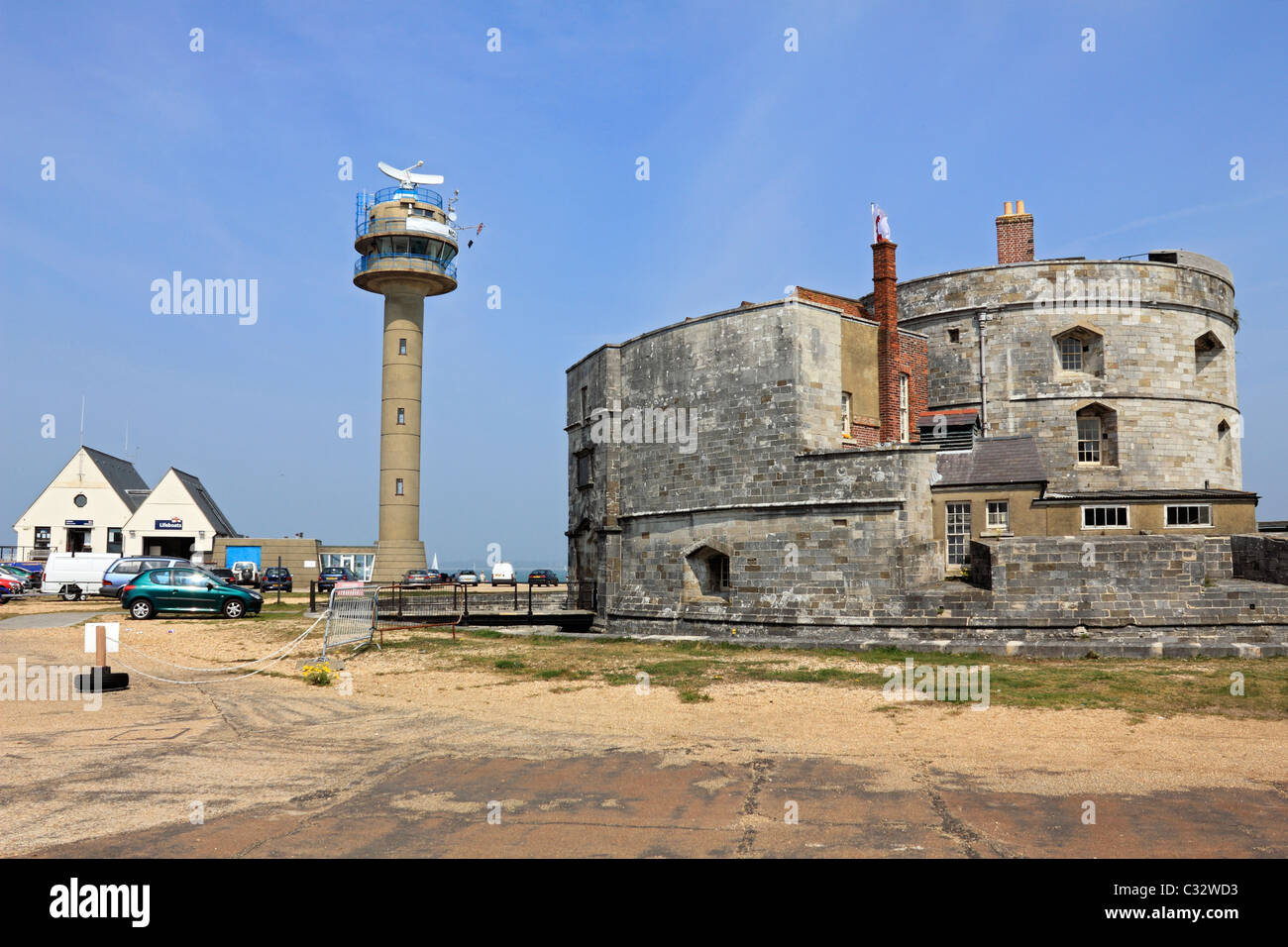 Calshot castle coastwatch tower calshot hi-res stock photography and ...