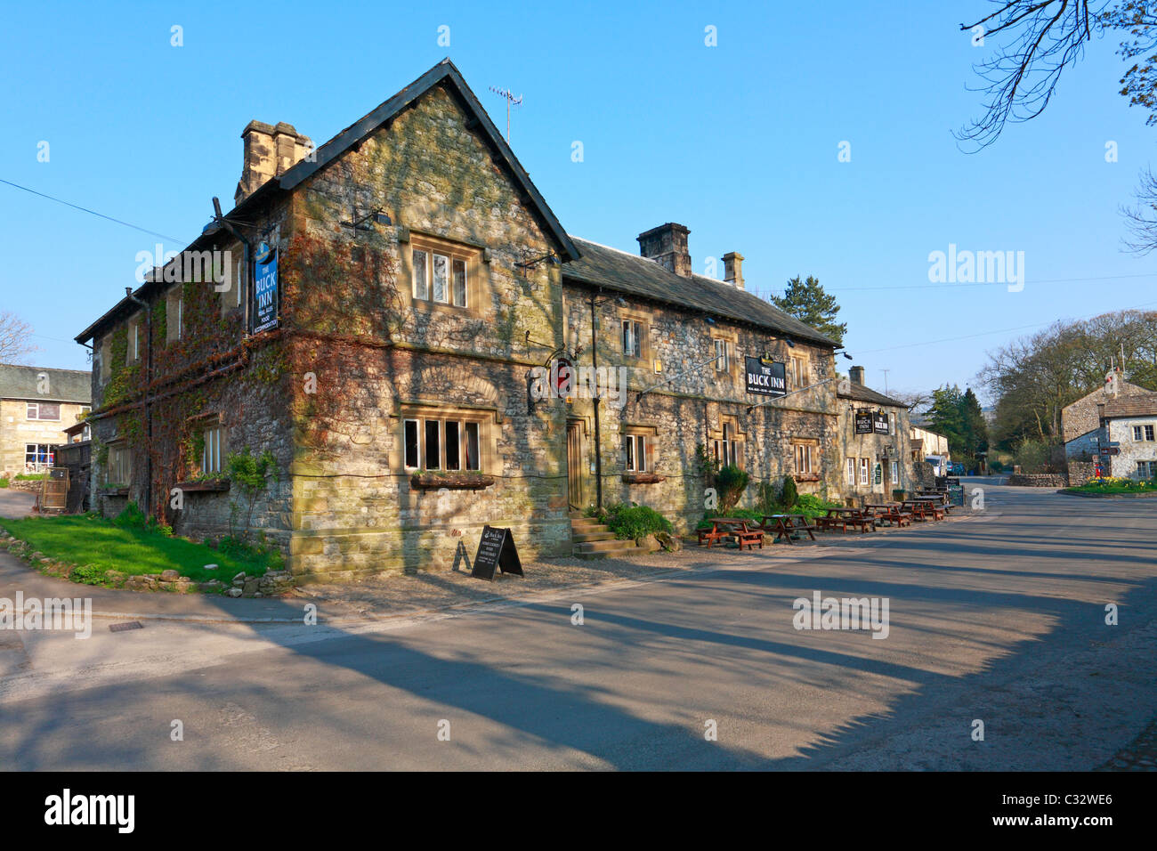 The Buck Inn, Malham, Malhamdale, North Yorkshire, Yorkshire Dales ...