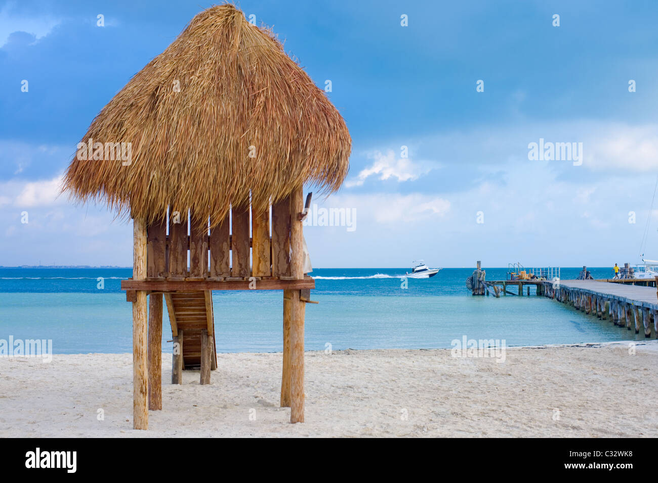 Beach scene in the Caribbean Stock Photo - Alamy