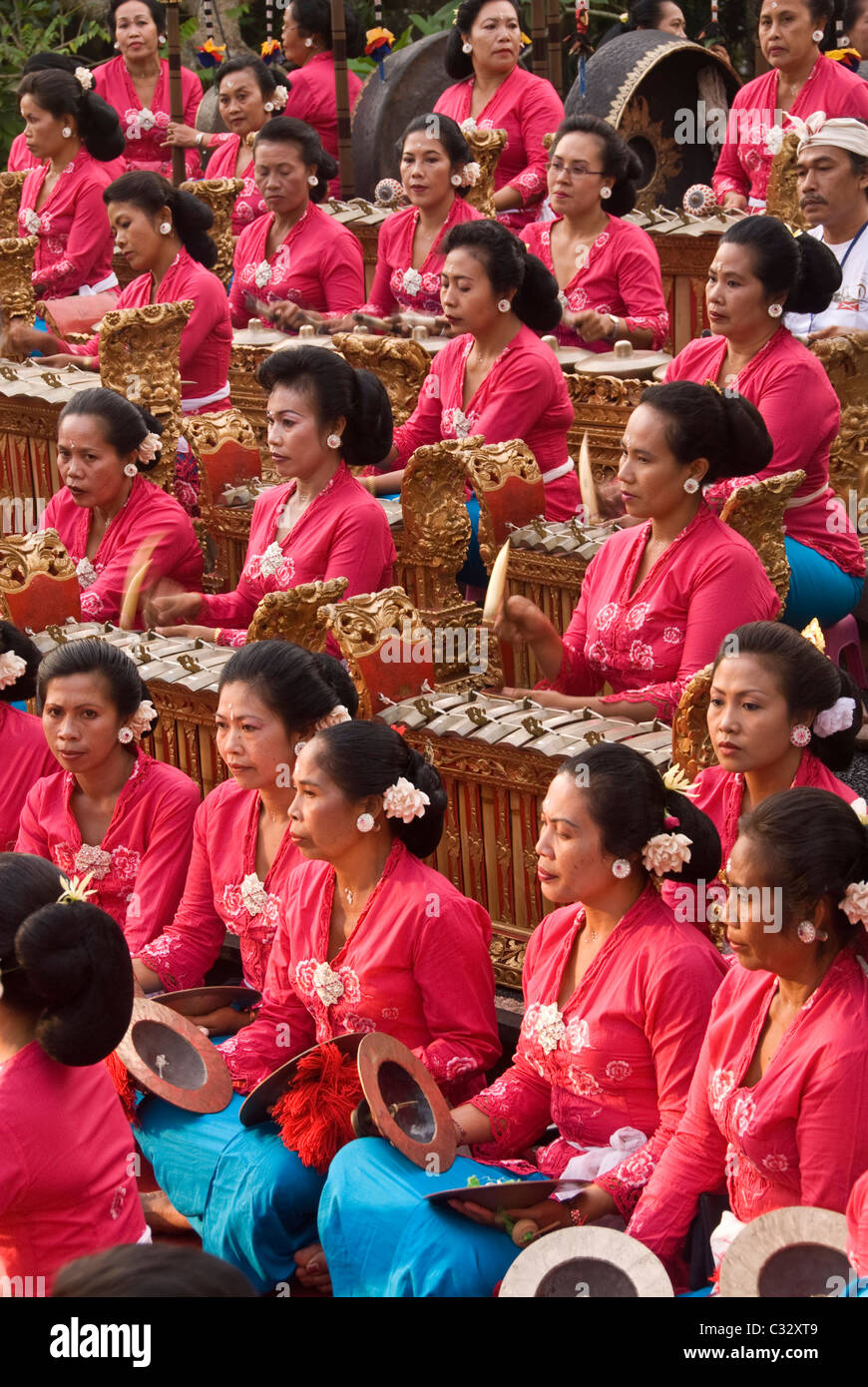 Gamelan orchestra playing ubud bali hi-res stock photography and images ...