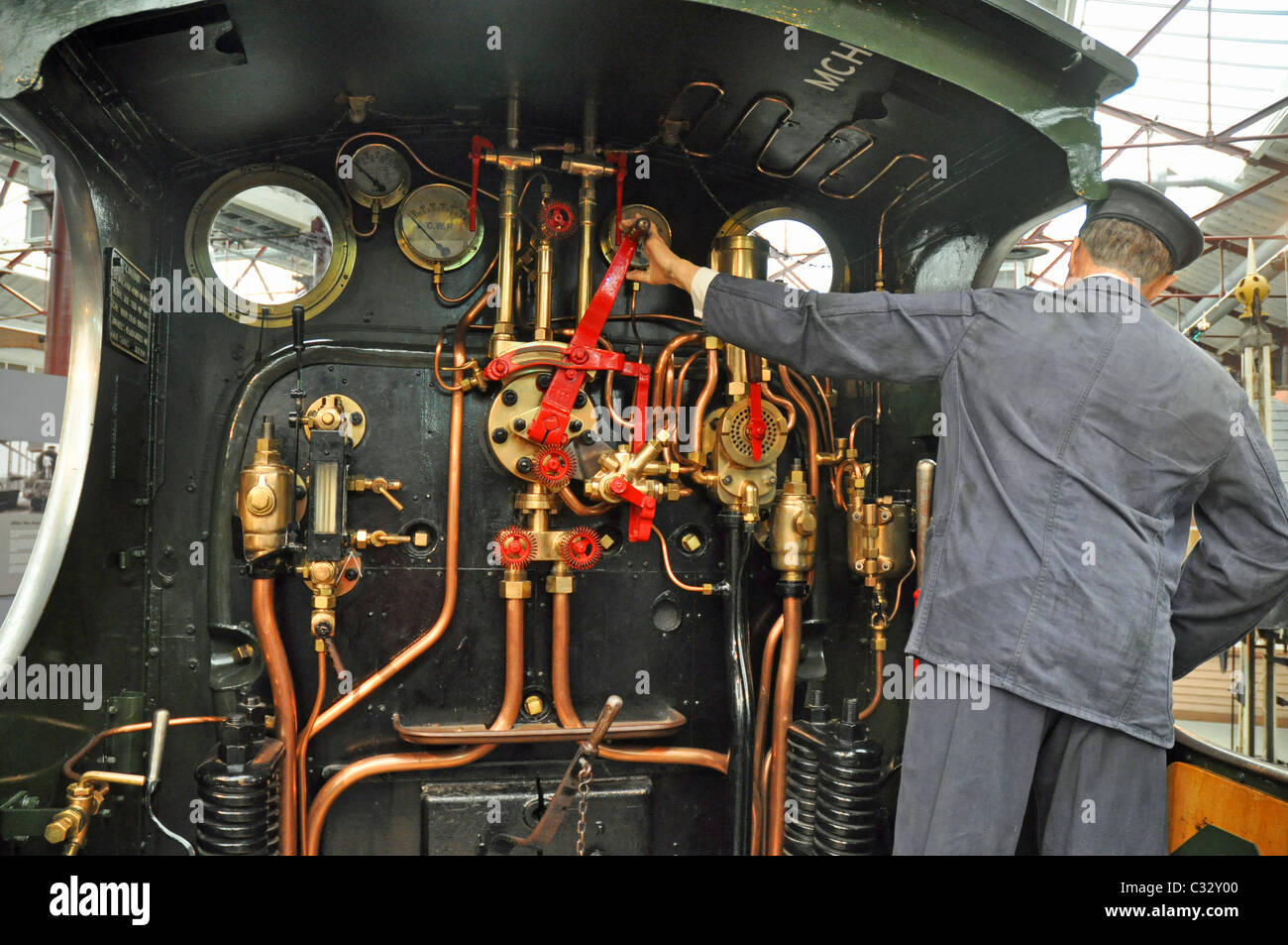 Footplate controls hi-res stock photography and images - Alamy