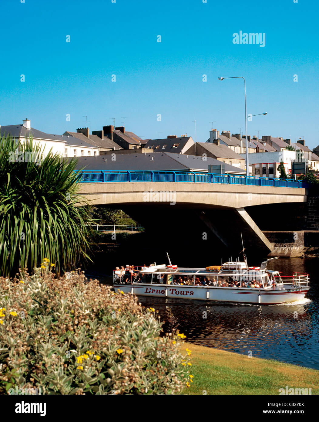 Enniskillen, Co Fermanagh, Northern Ireland, River Erne Stock Photo - Alamy