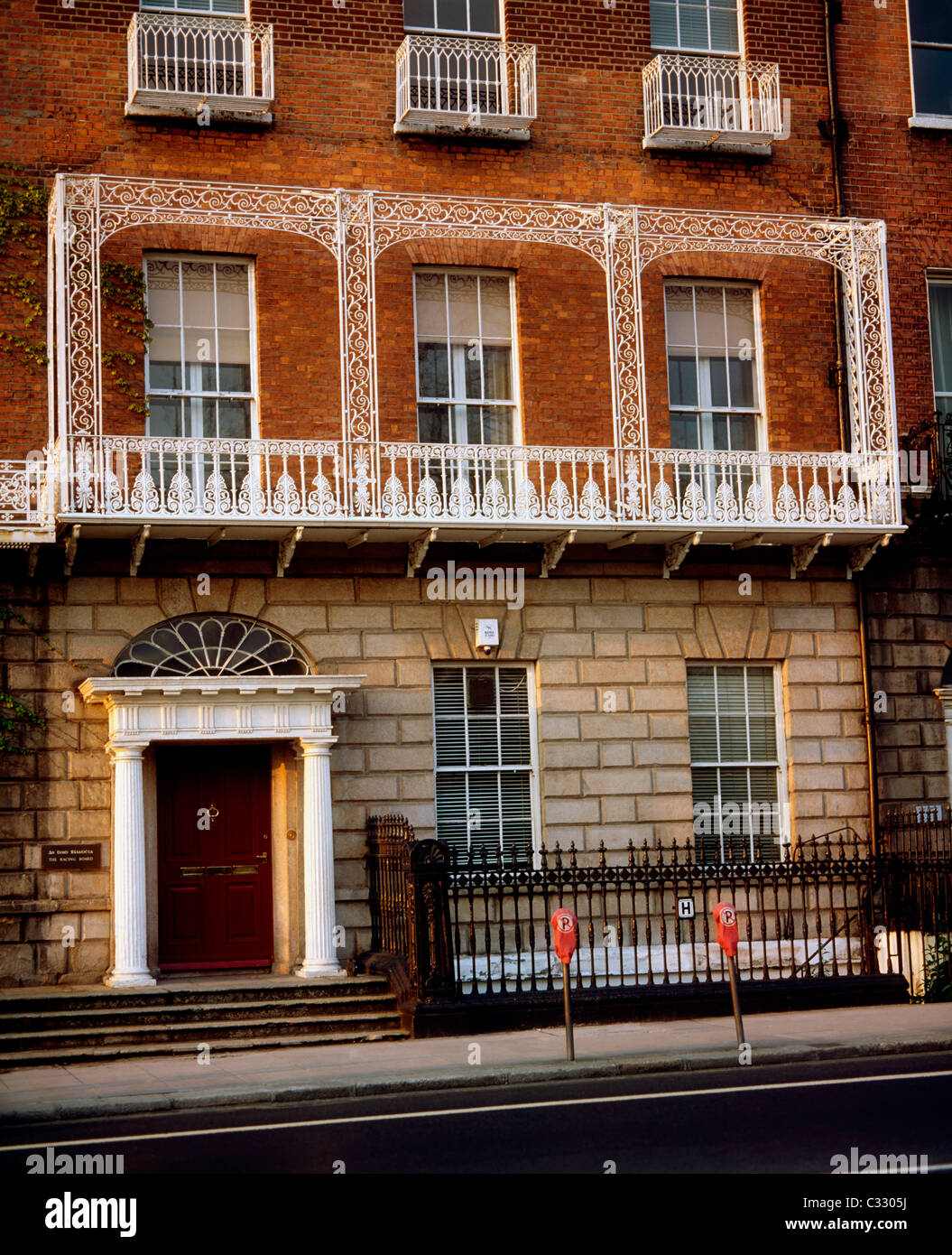 One merrion square hi-res stock photography and images - Alamy