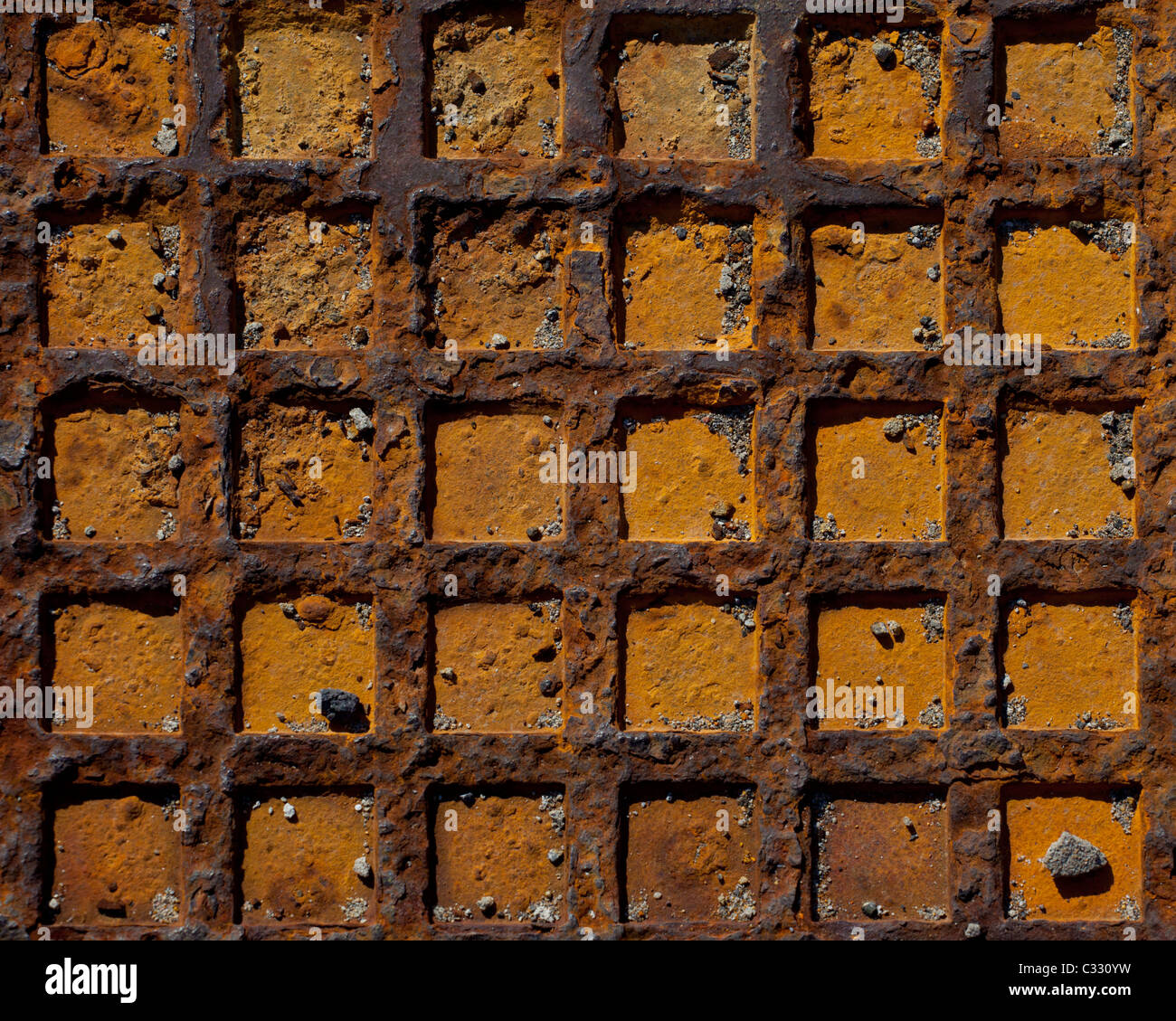 Iron grid cover hi-res stock photography and images - Alamy