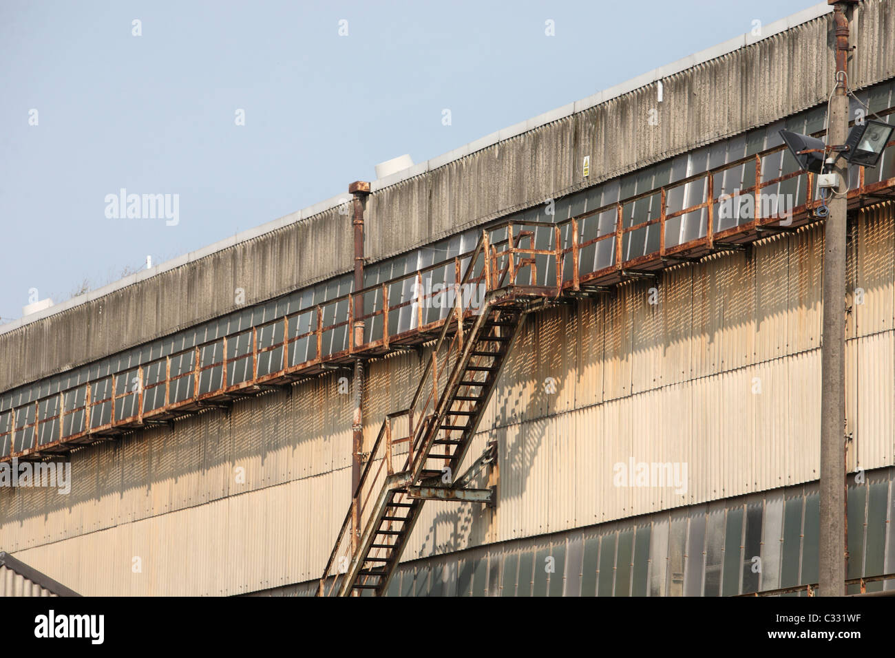 Fire escape ladder hi-res stock photography and images - Alamy