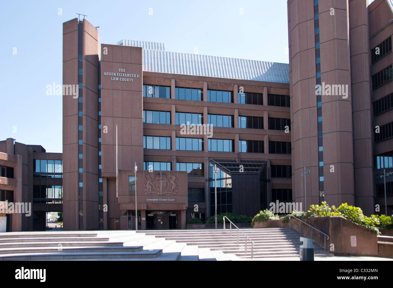 Liverpool crown court uk hi-res stock photography and images - Alamy