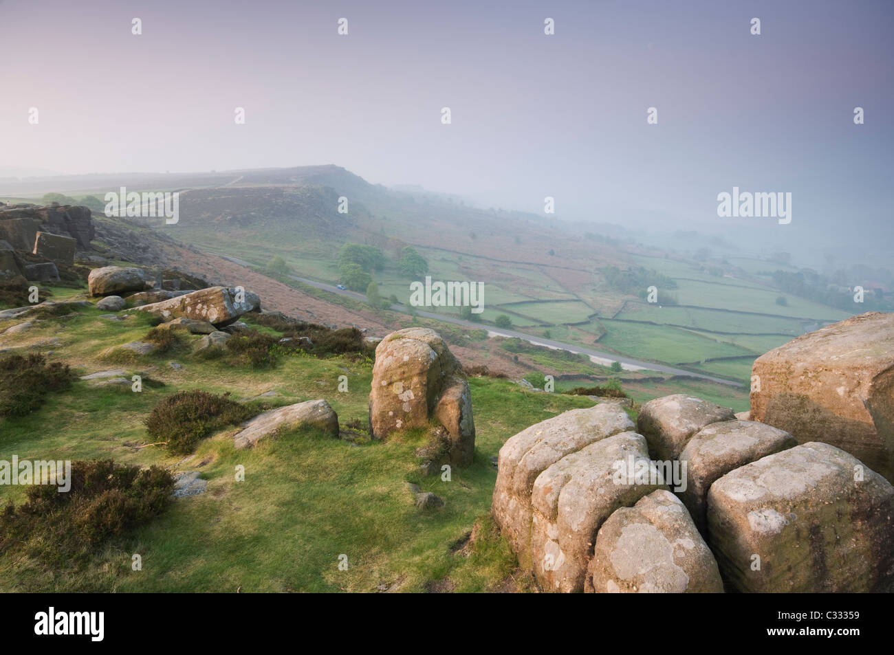 Baslow edge viewpoint hi-res stock photography and images - Alamy