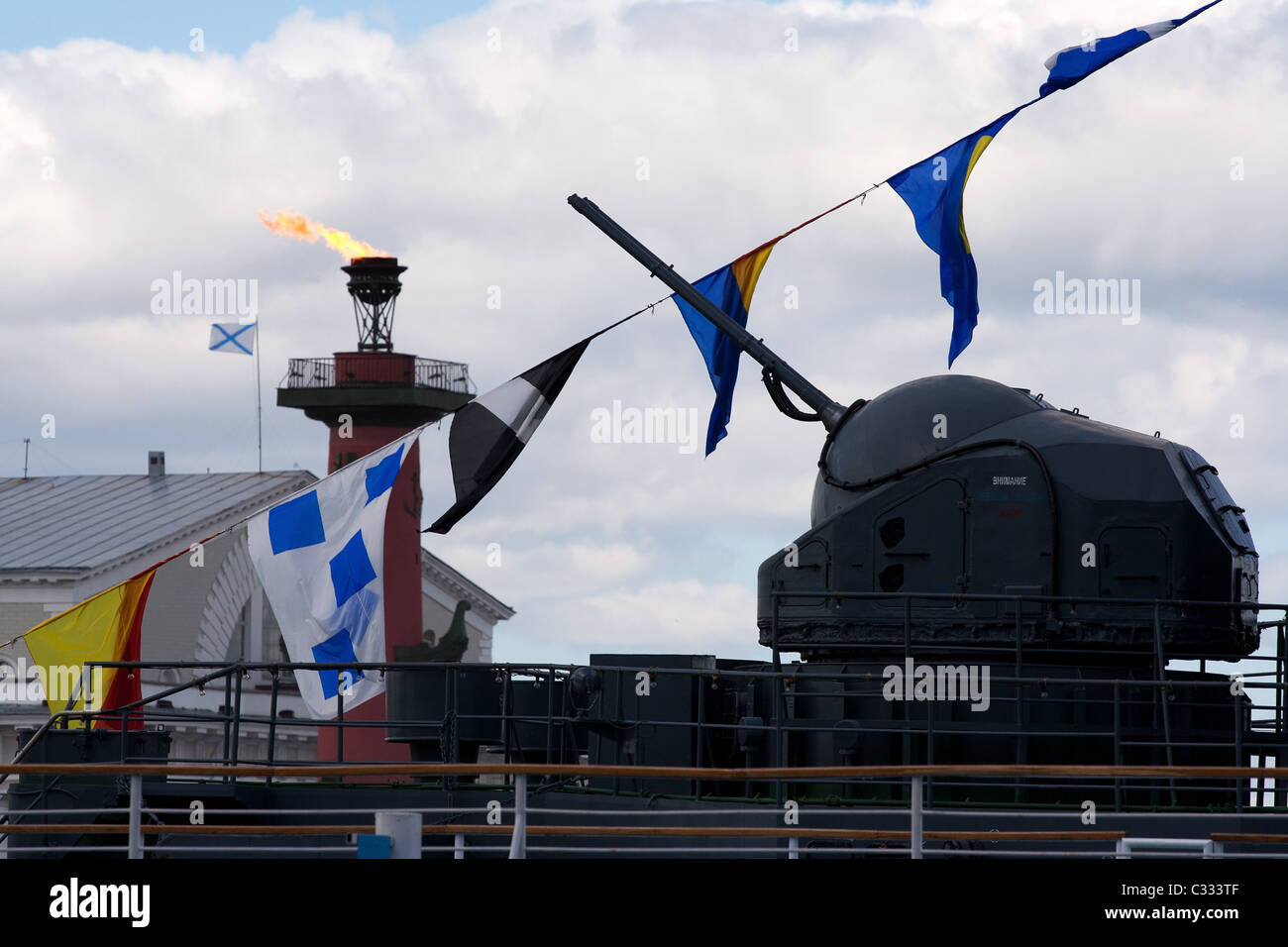 Military Gun High Resolution Stock Photography and Images - Alamy