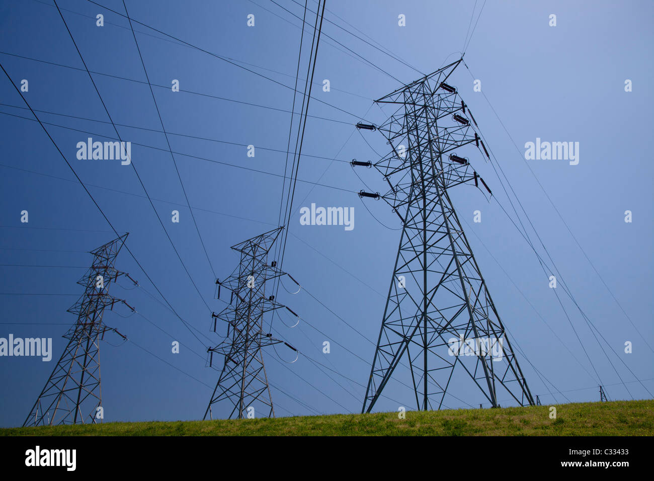Lenoir City, Tennessee - Electrical transmission lines at the Fort ...