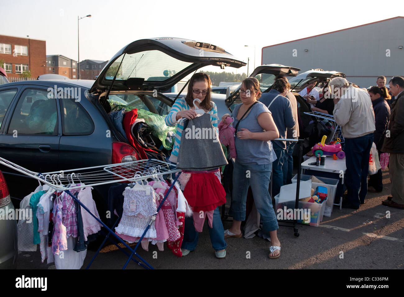 Car boot sale hi-res stock photography and images - Alamy