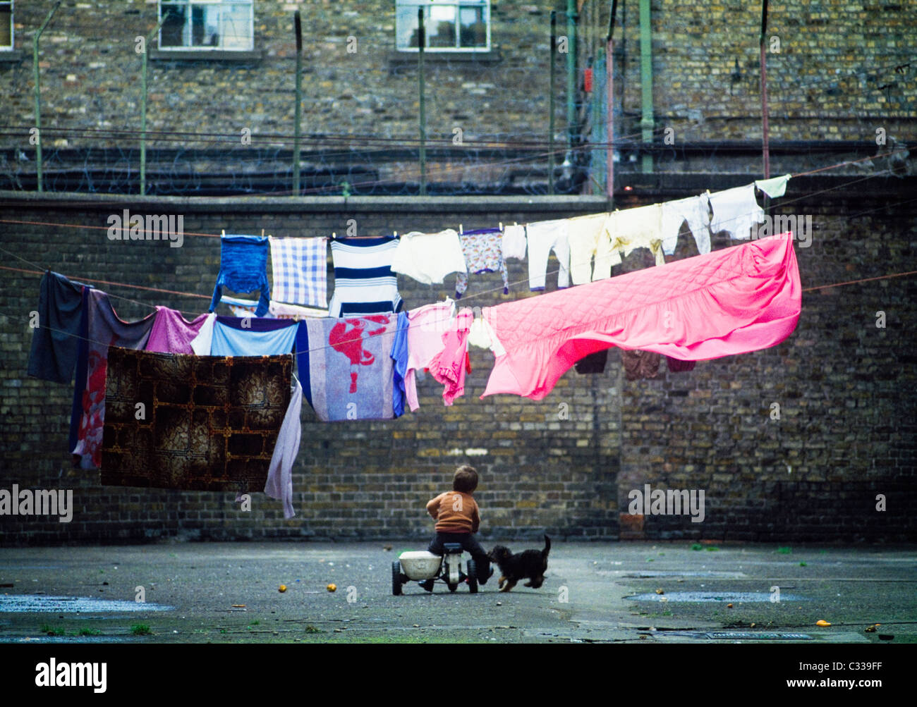 Ireland poverty hi-res stock photography and images - Alamy
