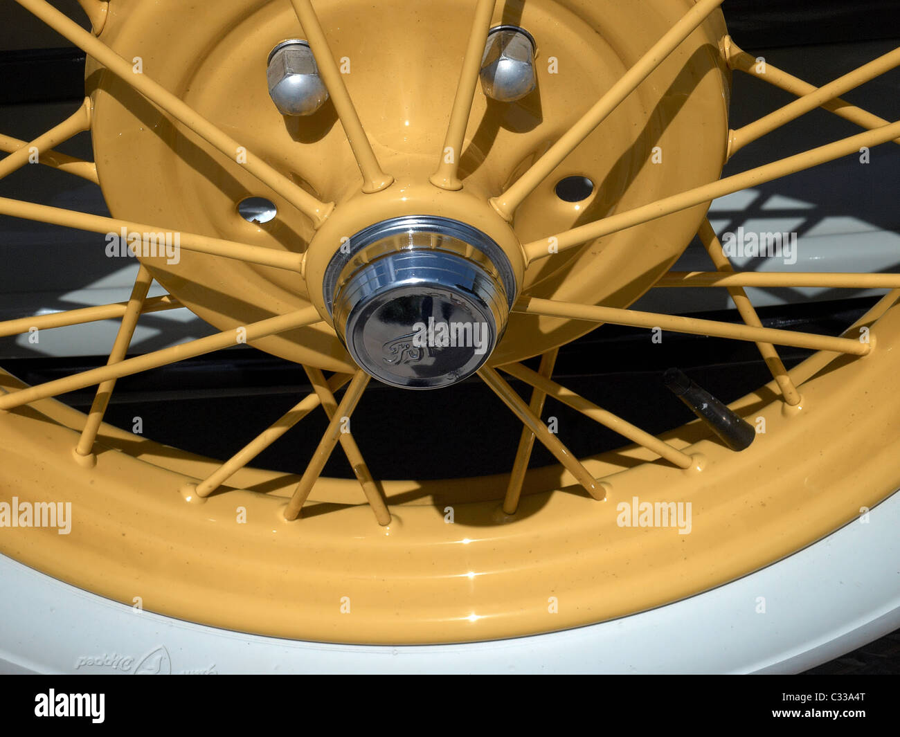 -Wheel of Classic Car Stock Photo - Alamy