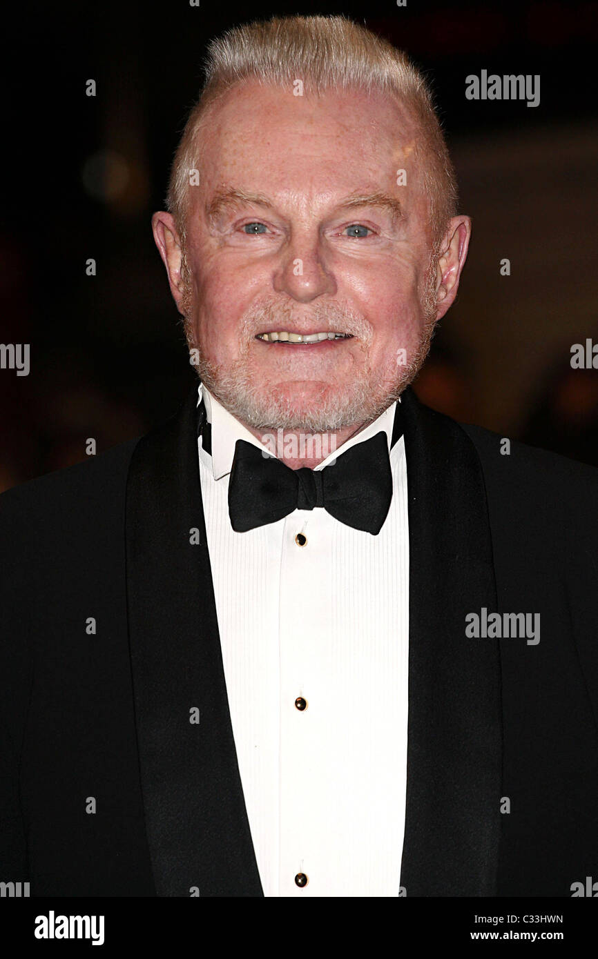 Derek jacobi hi-res stock photography and images - Alamy