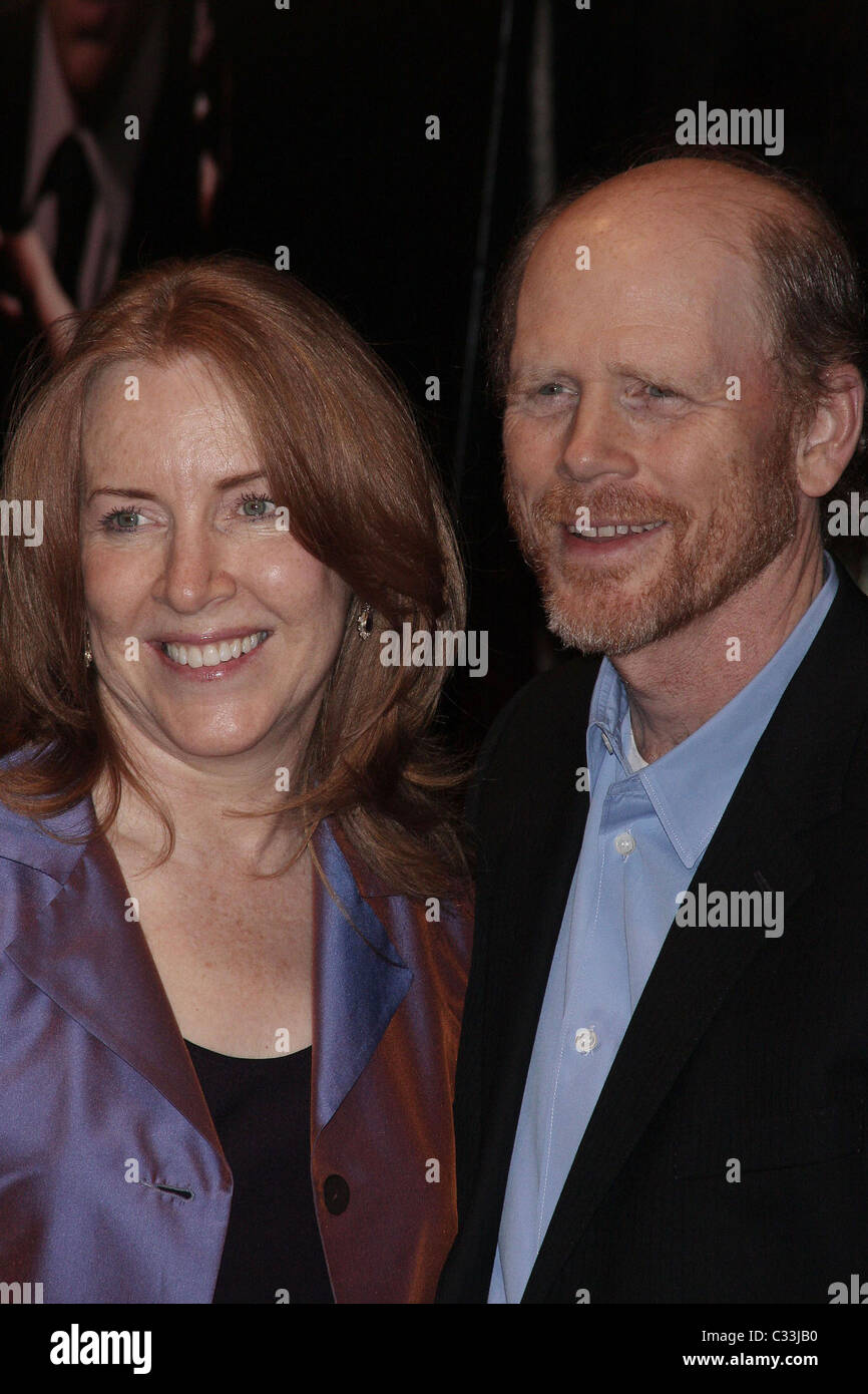 Cheryl Howard, Ron Howard Premiere of 'Frost/Nixon' at the Ziegfeld ...