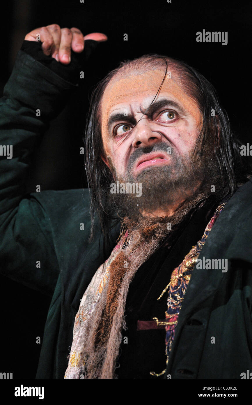Rowan Atkinson as Fagin Oliver! - Photocall held at the Theatre Royal ...