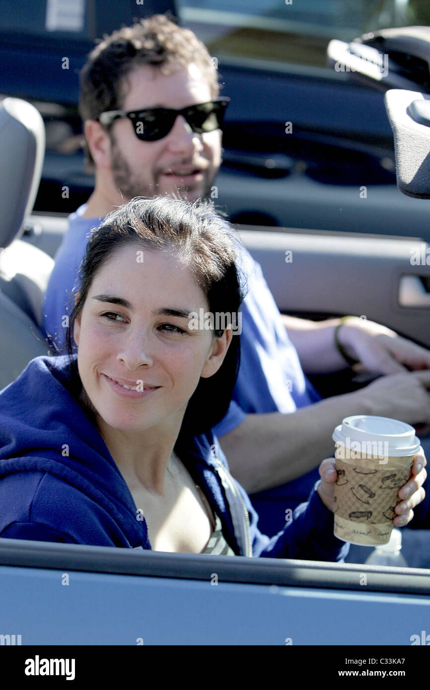 Sarah Silverman and Jeffrey Ross Sarah Silverman jokes around with ...