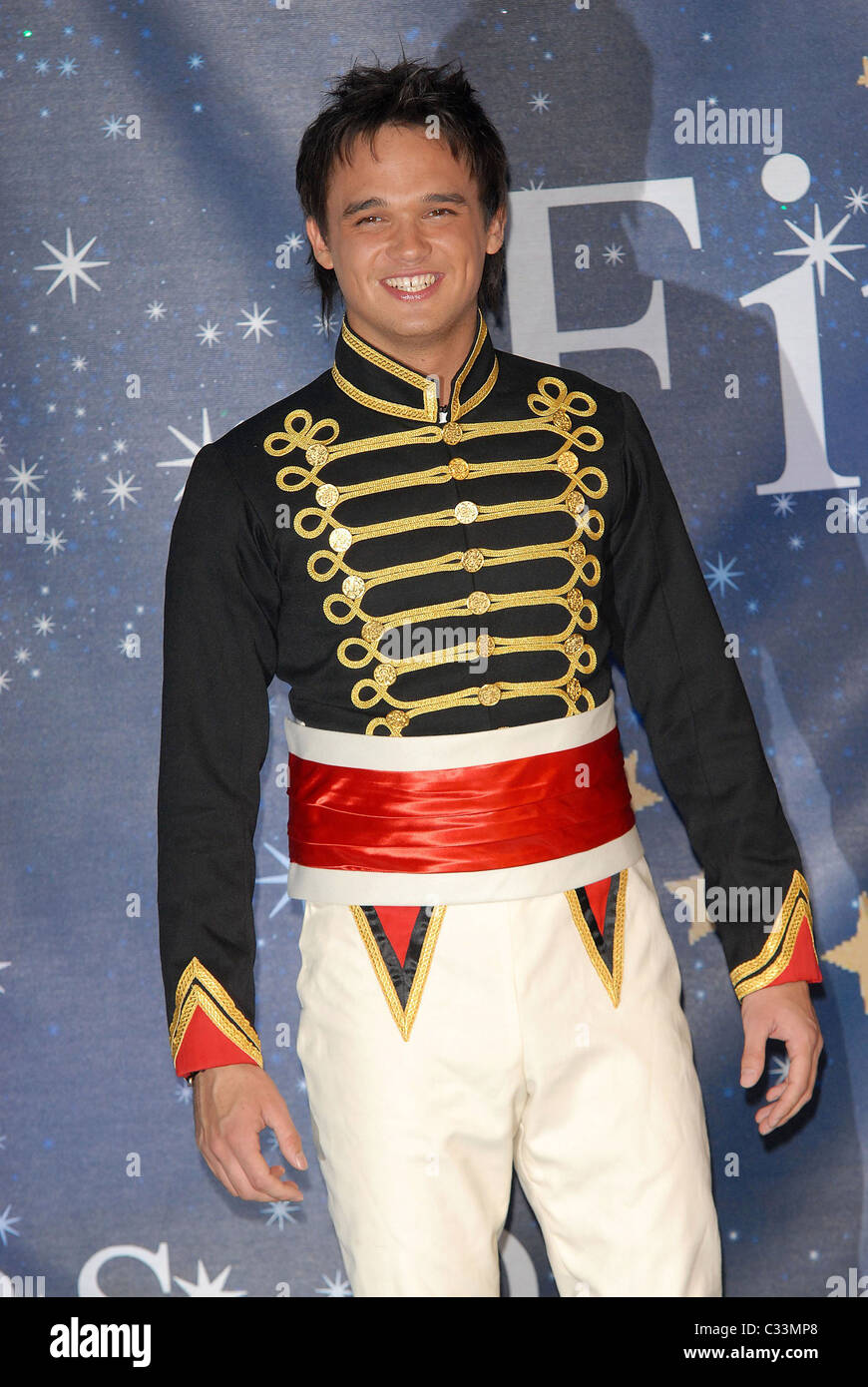 Gareth gates panto hi-res stock photography and images - Alamy