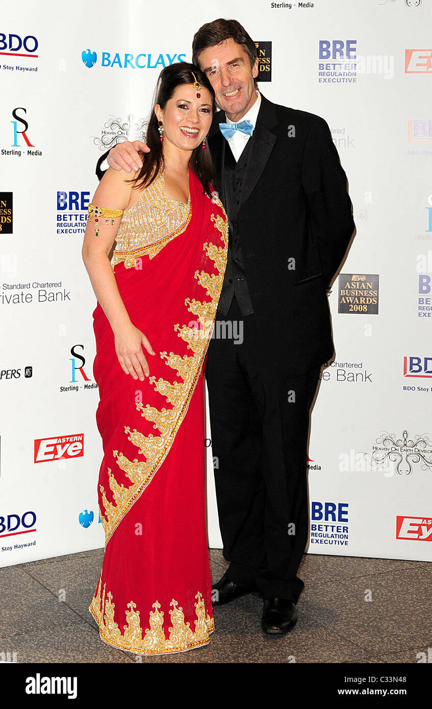 Asian business awards hi-res stock photography and images - Alamy