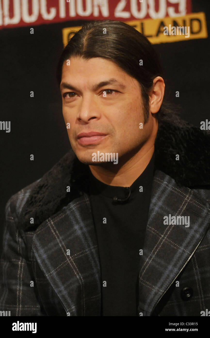 Robert Trujillo of Metallica Rock and Roll Hall of Fame Announce the ...