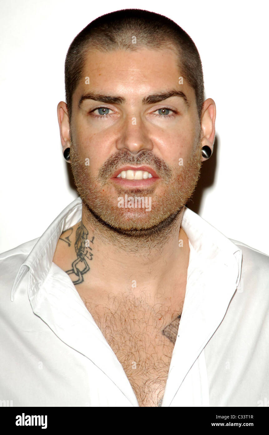 Shane Lynch & Wife The Emeralds and Ivy Ball for Cancer Research UK ...