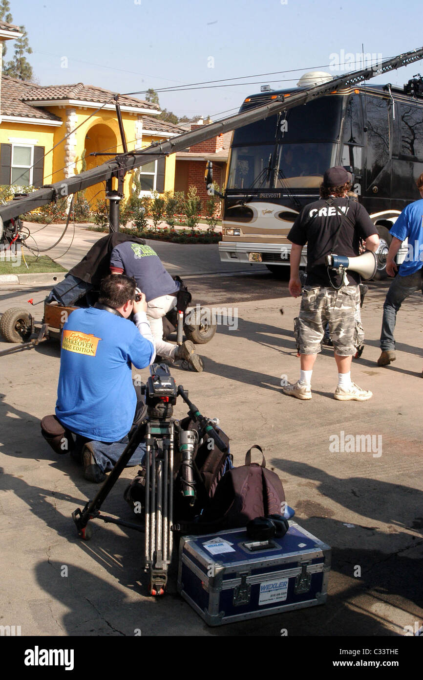 Extreme makeover: home edition hi-res stock photography and images - Alamy