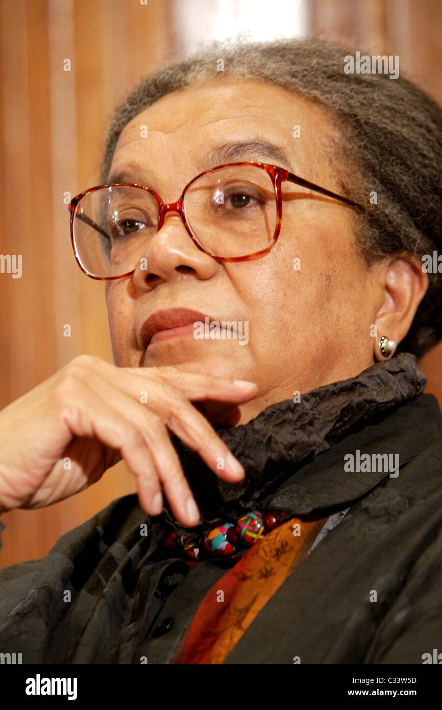 Marian Wright Edelman US News & World Report presents the 'America's ...