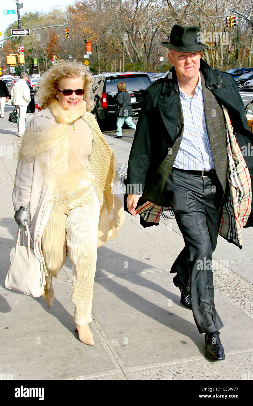 John lithgow and mary yeager hi-res stock photography and images - Alamy