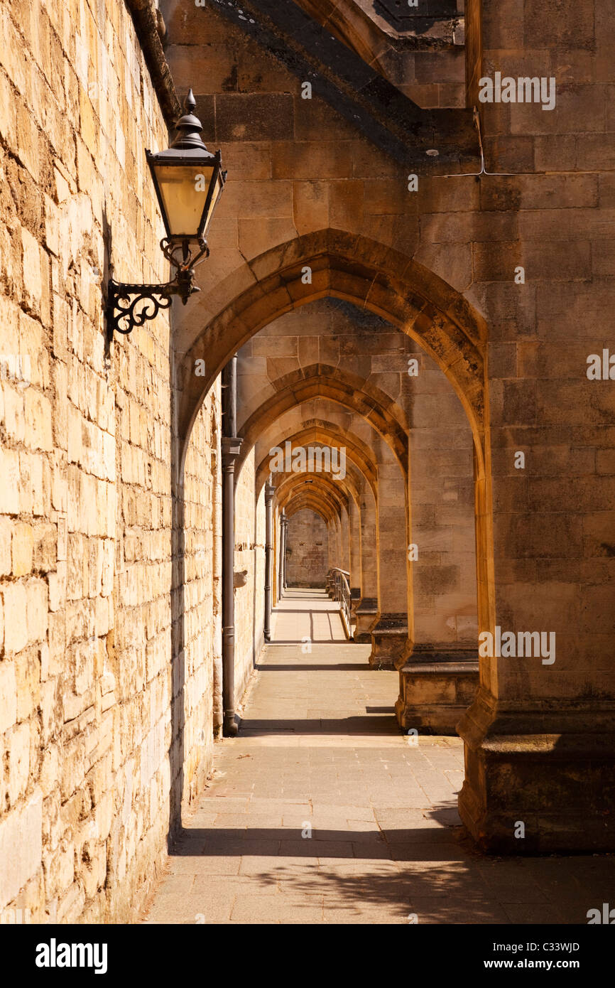 Buttress wall hi-res stock photography and images - Alamy