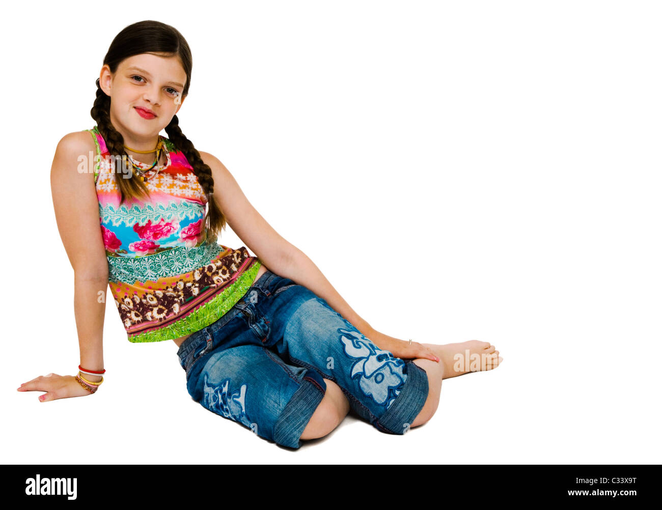 Barefoot tween girl hi-res stock photography and images - Alamy