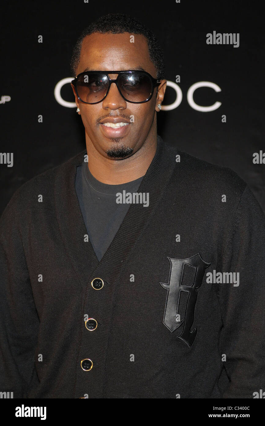Sean Combs (aka Diddy) The Biggest Thanksgiving Night Ever at Karu&Y ...