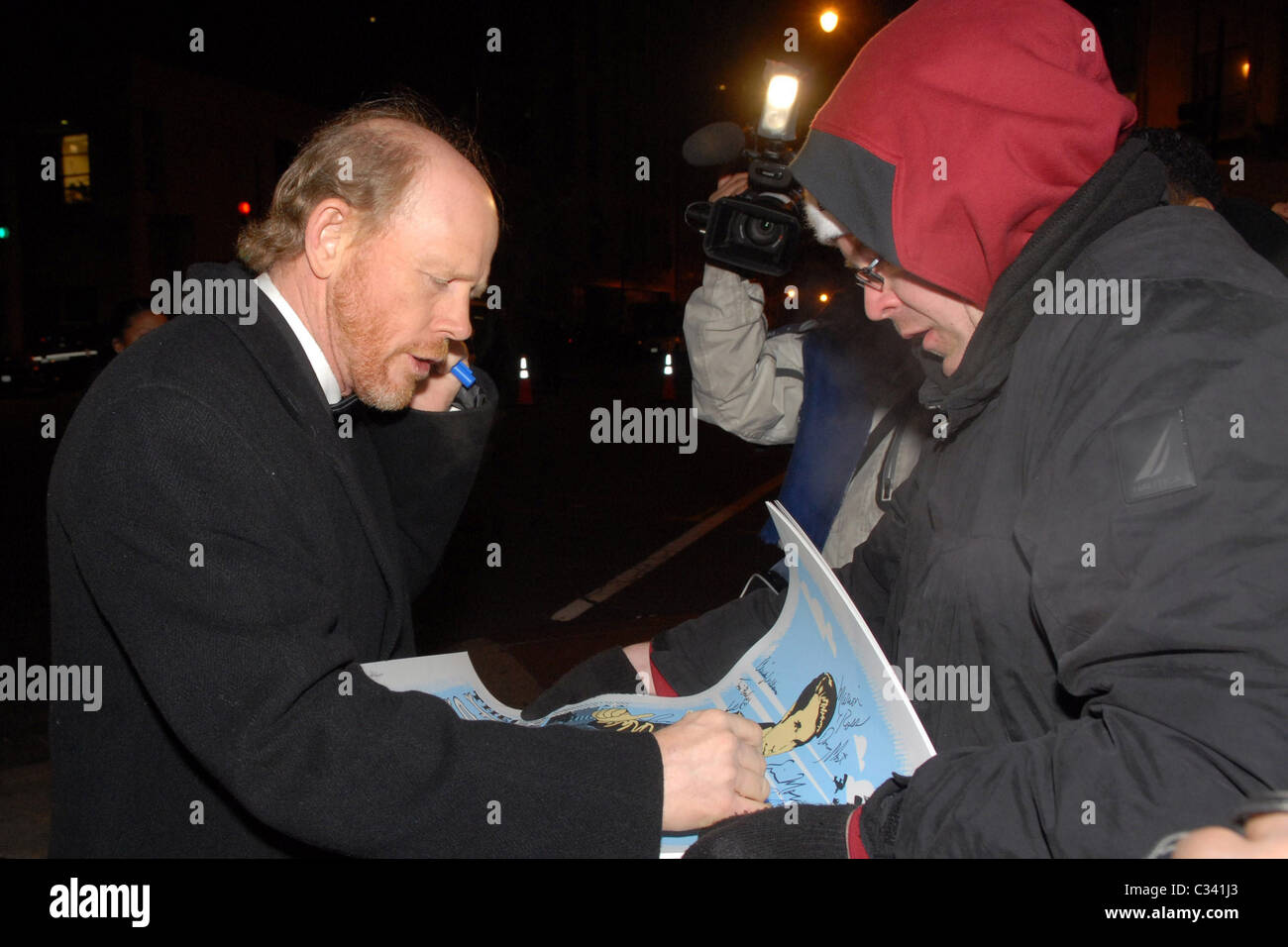 Ron Howard signs autographs for waiting fans outside Sidney Harman Hall ...