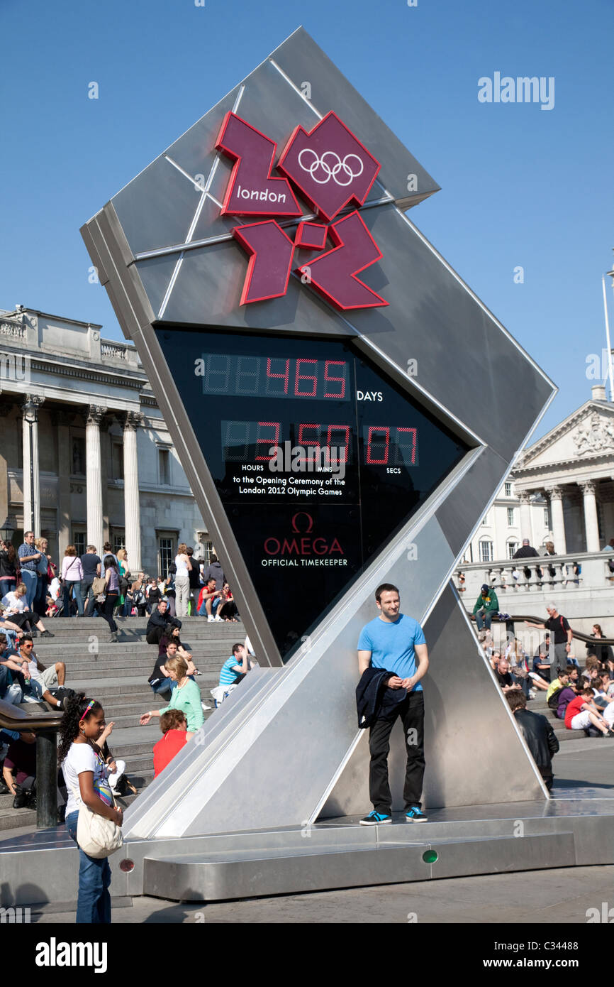 London Olympics countdown clock in Trafalgar Square Stock Photo - Alamy
