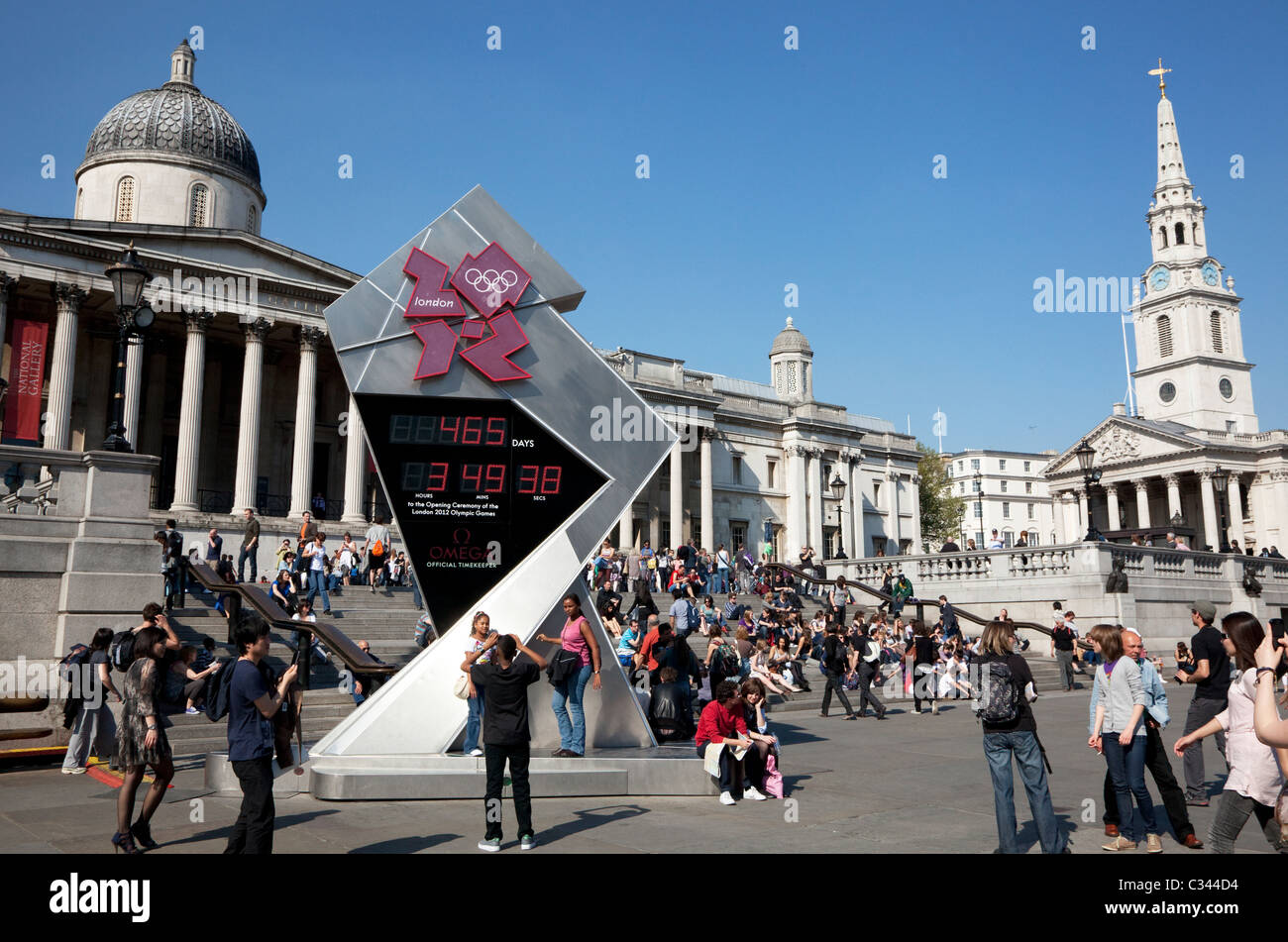 London Olympics countdown clock in Trafalgar Square Stock Photo - Alamy