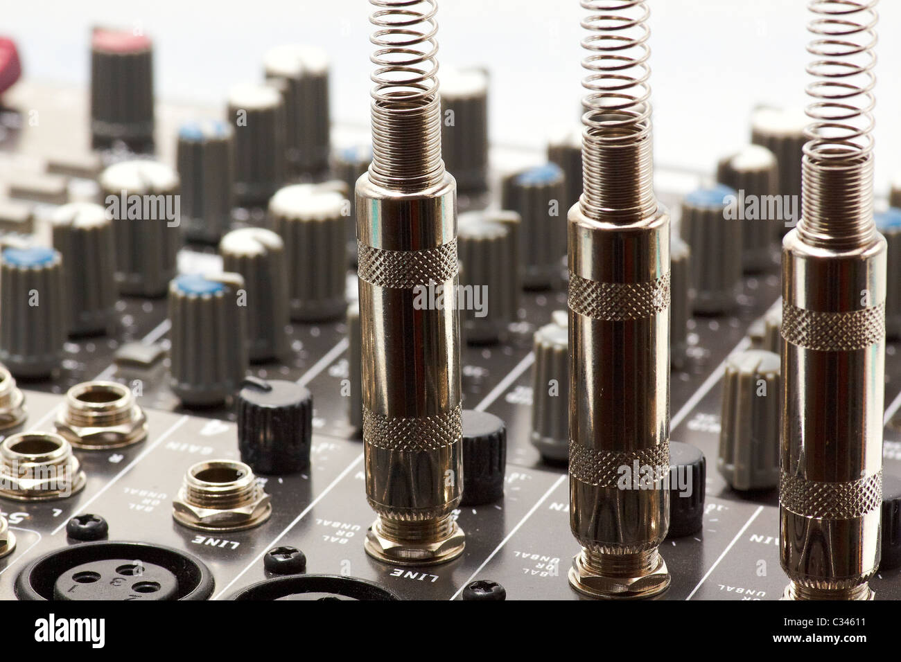 Vintage recording studio hi-res stock photography and images - Alamy