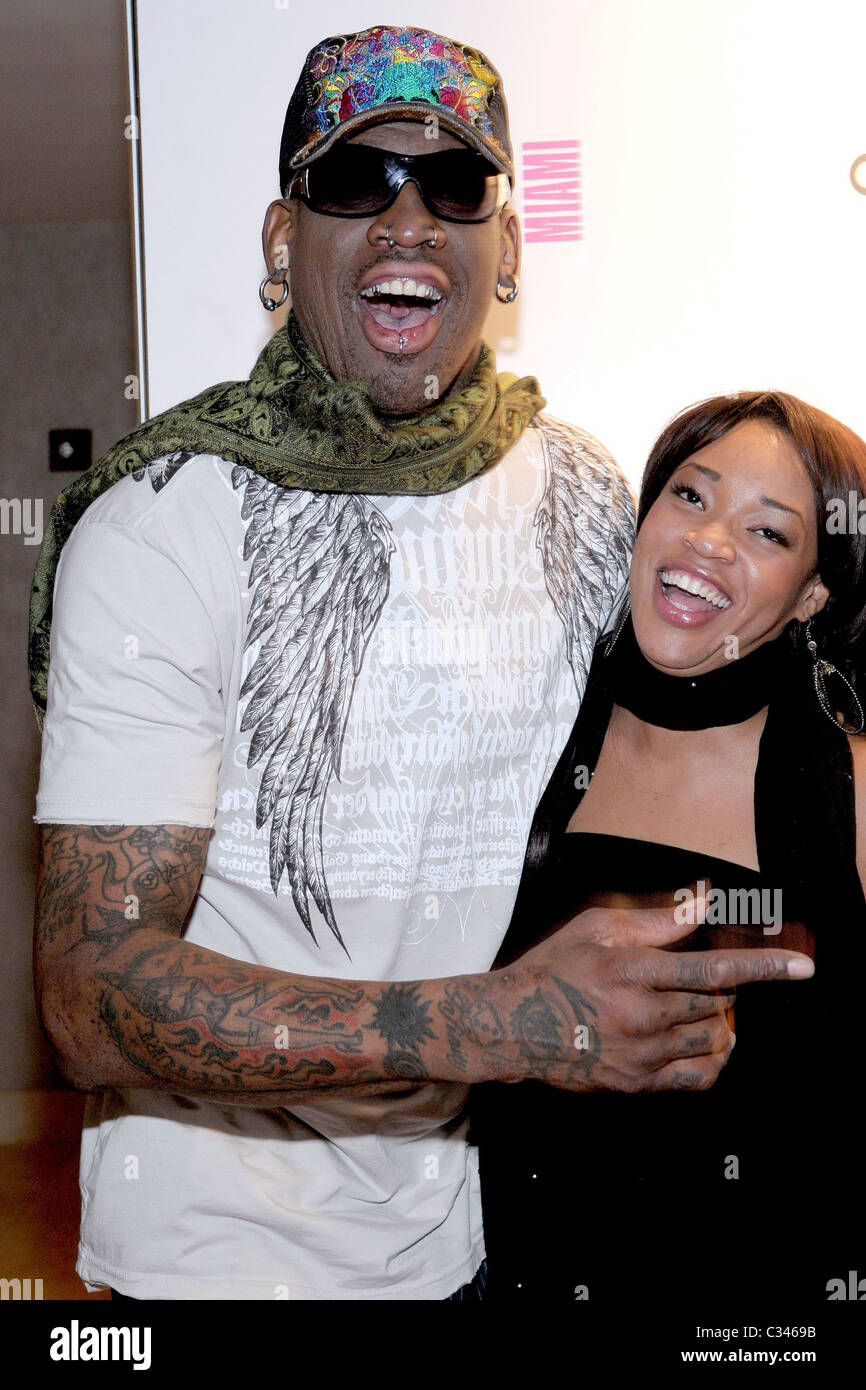Dennis Rodman and Guest Rolling Stone Magazine Party at Louis Bar ...