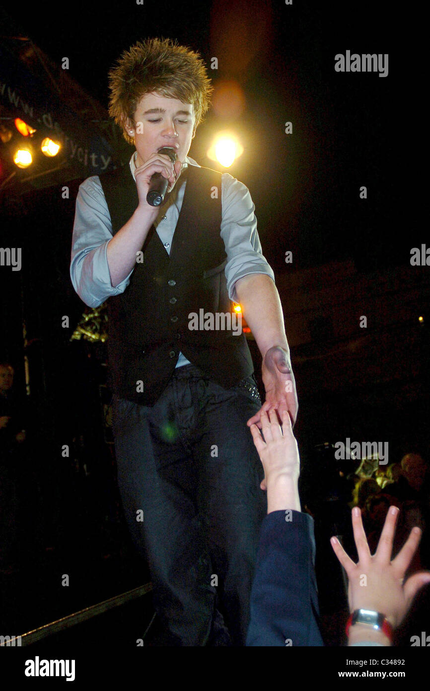 Eoghan Quigg The X Factor contestant performing a homecoming gig at ...