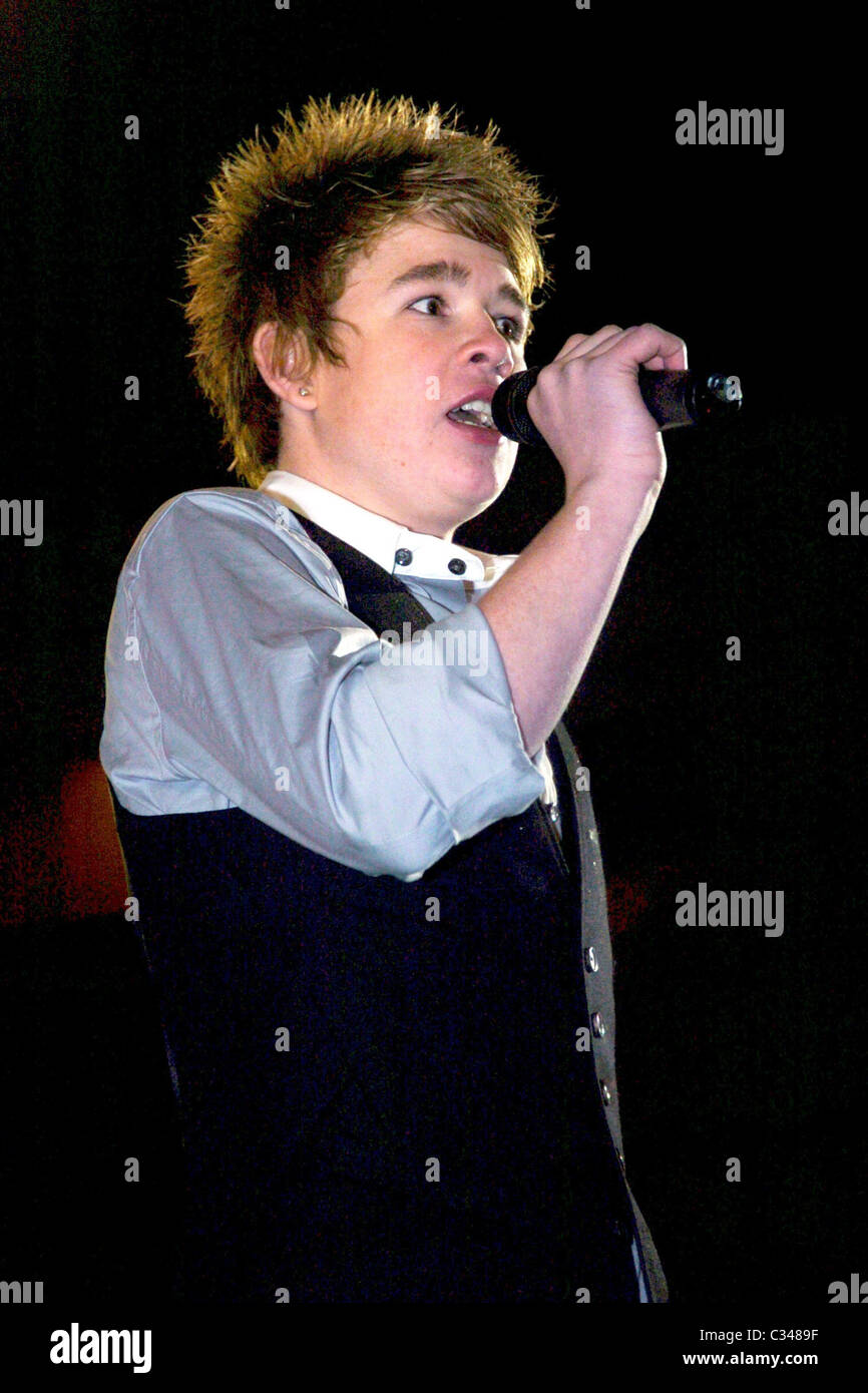 Eoghan Quigg The X Factor contestant performing a homecoming gig at ...