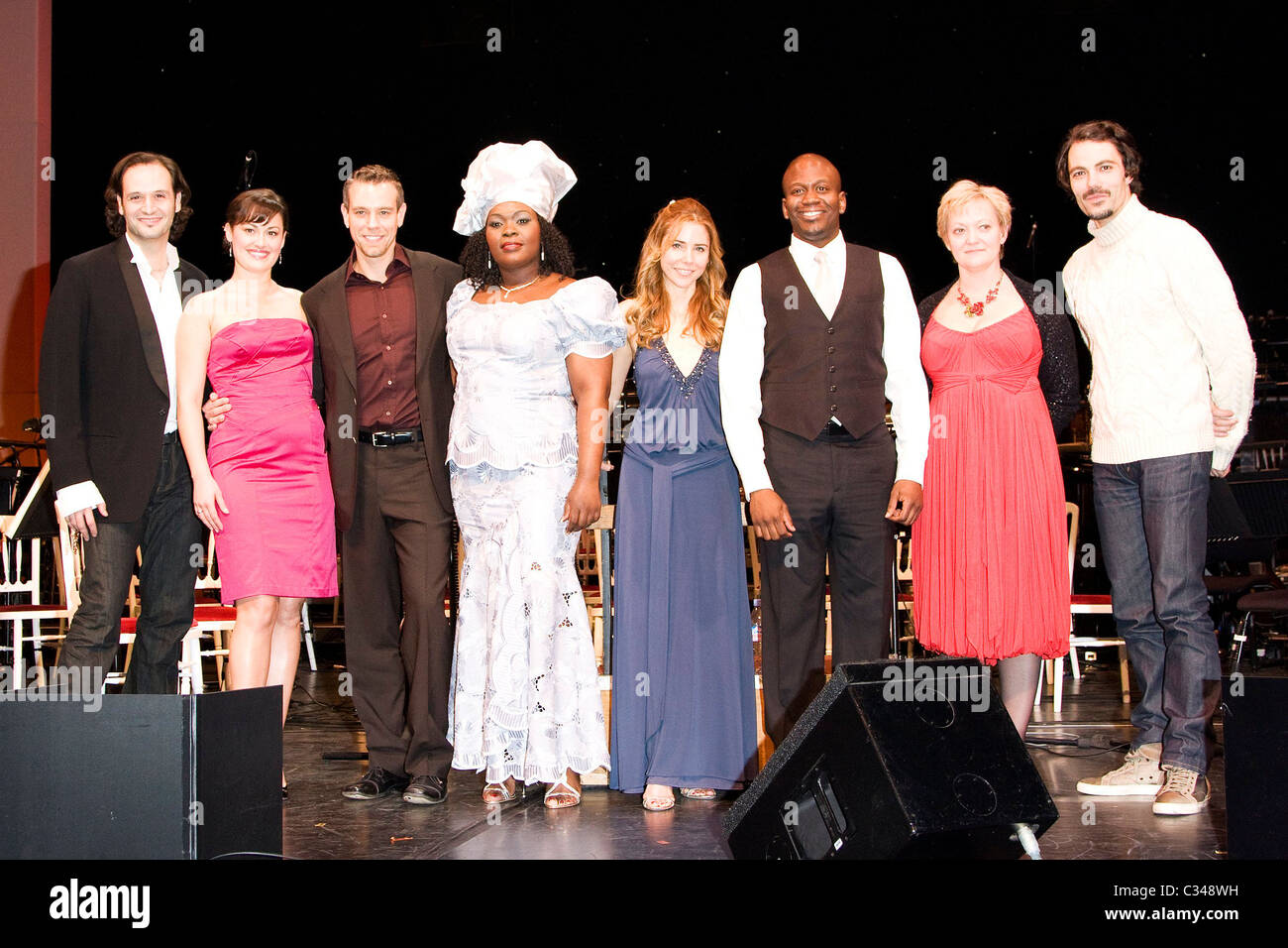 Drew Sarich, Ashley Brown, Adam Pascal, Brown Lindiwe Mkhize, Kerry ...