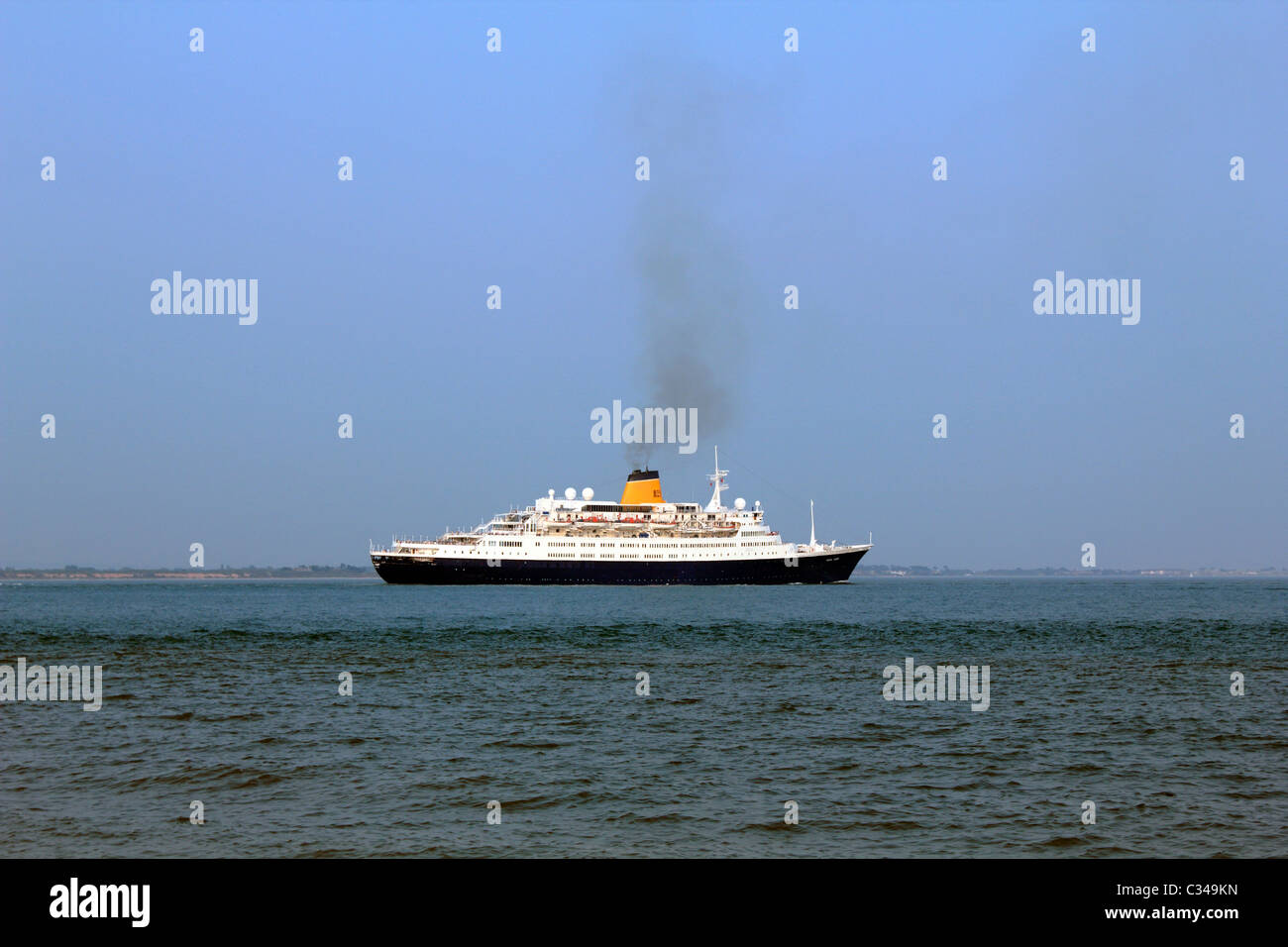 Saga Ruby cruise ship passing Calshot coastal village on Southampton ...