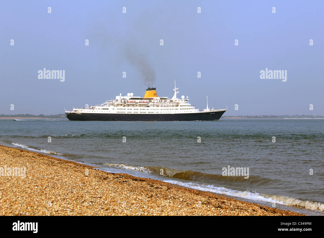 Saga Ruby cruise ship passing Calshot coastal village on Southampton ...